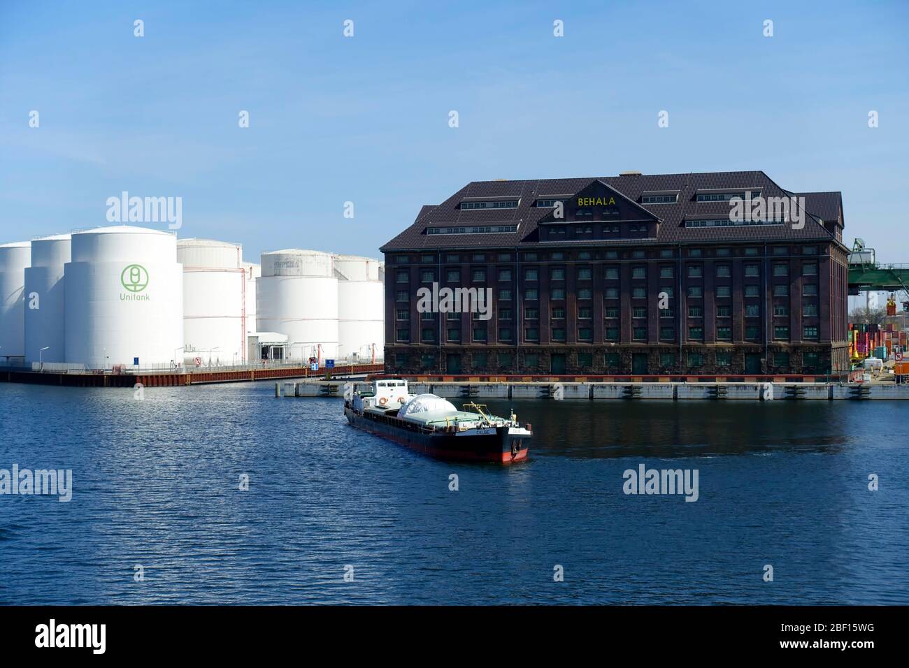 Logo petrol fuel tank tanks hi-res stock photography and images - Alamy