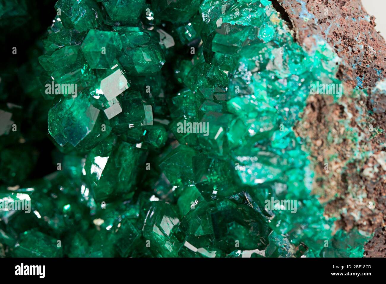 Dioptase hi-res stock photography and images - Alamy