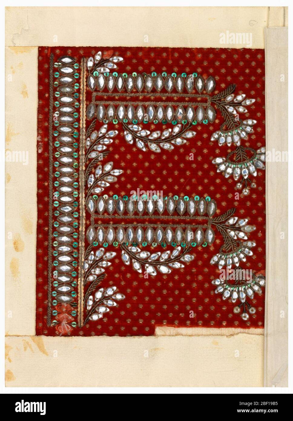 Floral pattern in gold Cut Out Stock Images & Pictures - Alamy