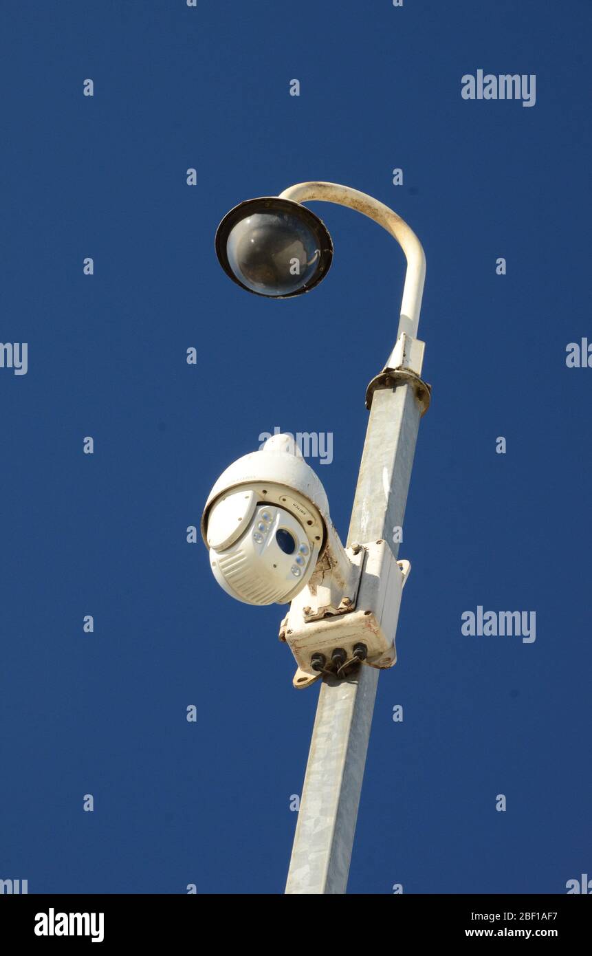 London surveillance cctv cameras hi-res stock photography and images ...