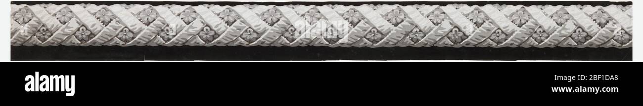 Border open weave rope hi-res stock photography and images - Alamy