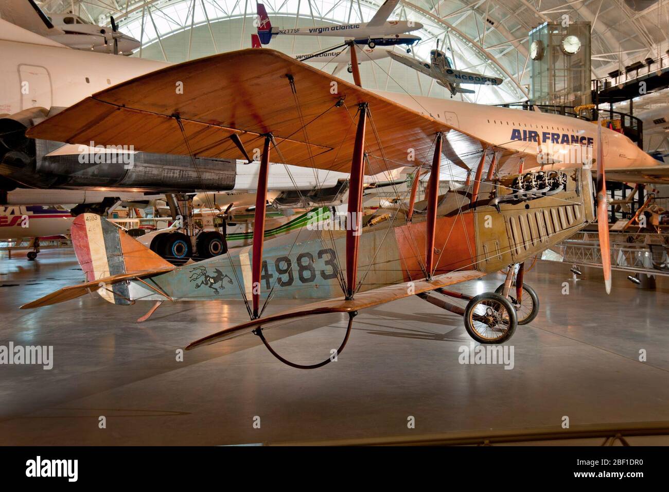 Curtiss ox 5 engine hi-res stock photography and images - Alamy