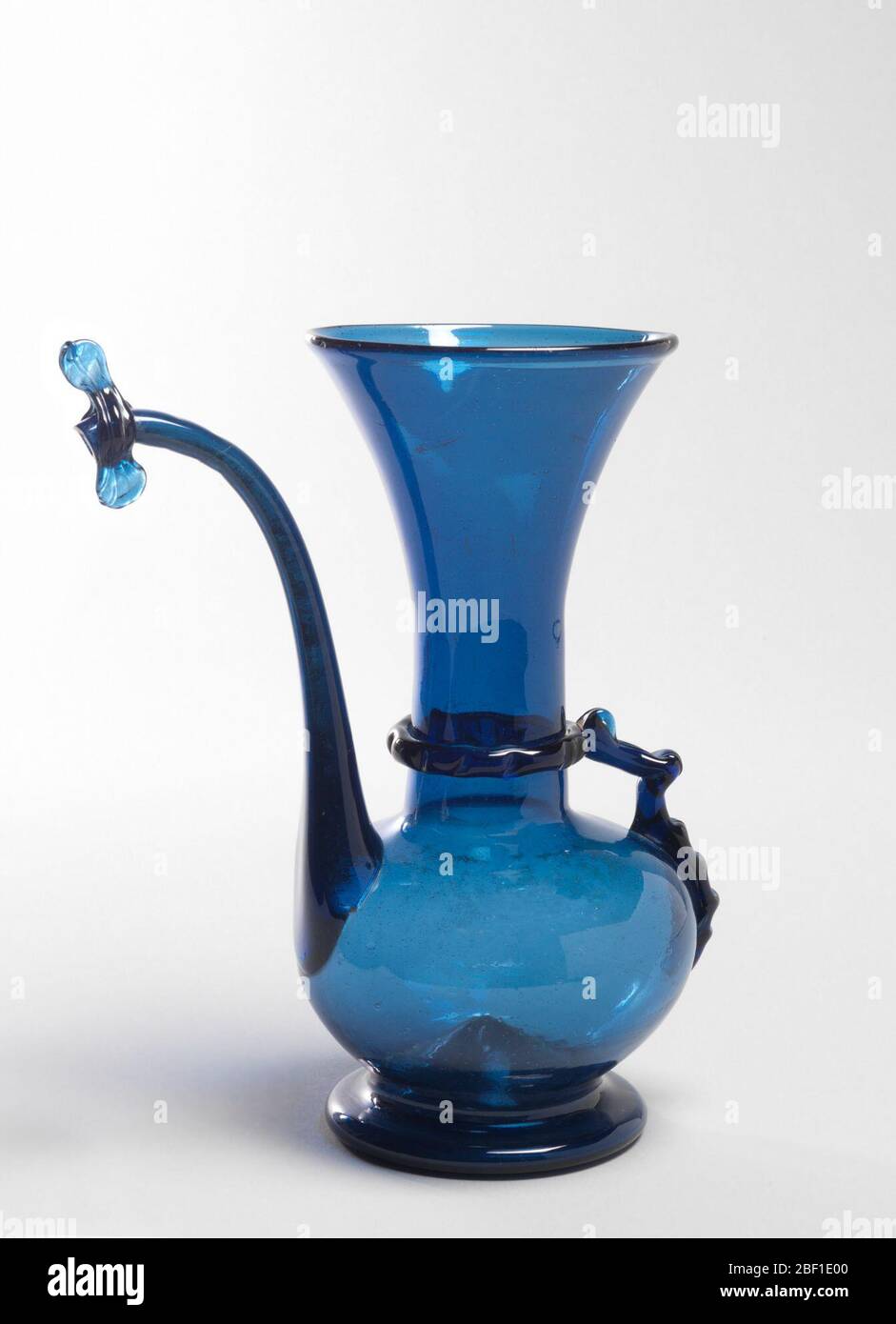 Dark blue glass vessel hi-res stock photography and images - Alamy