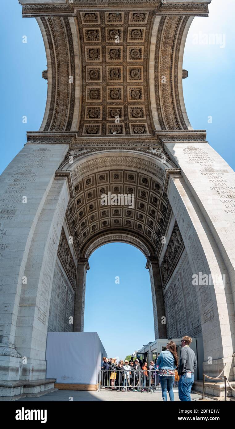Panorama of the Arc de Triomphe in Paris/France Stock Photo - Alamy