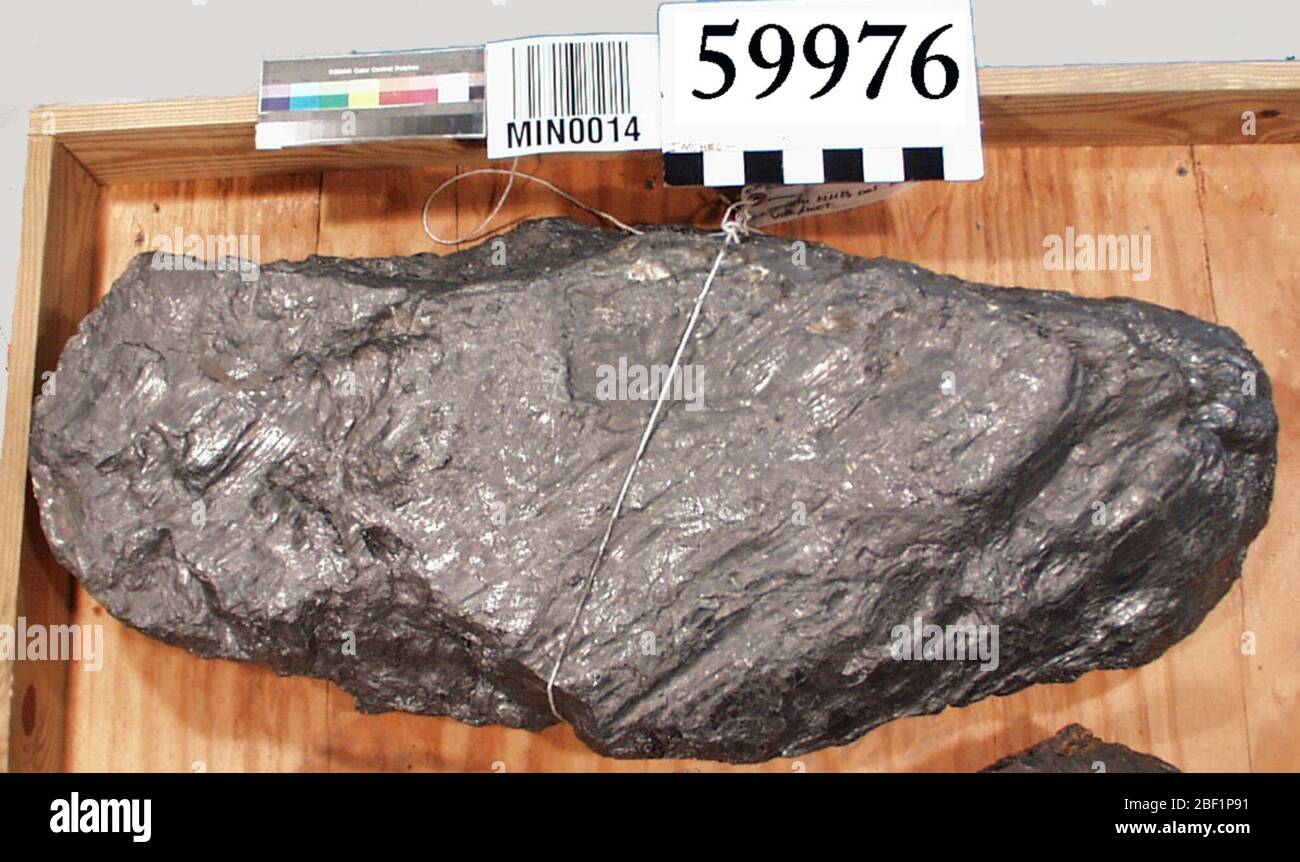 Extraction non mineral natural materials hi-res stock photography and ...