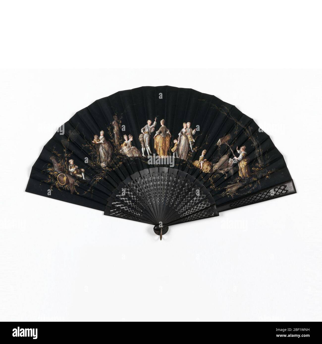 Pleated fan. Pleated fan with leaf of black silk. Obverse: figures of ...