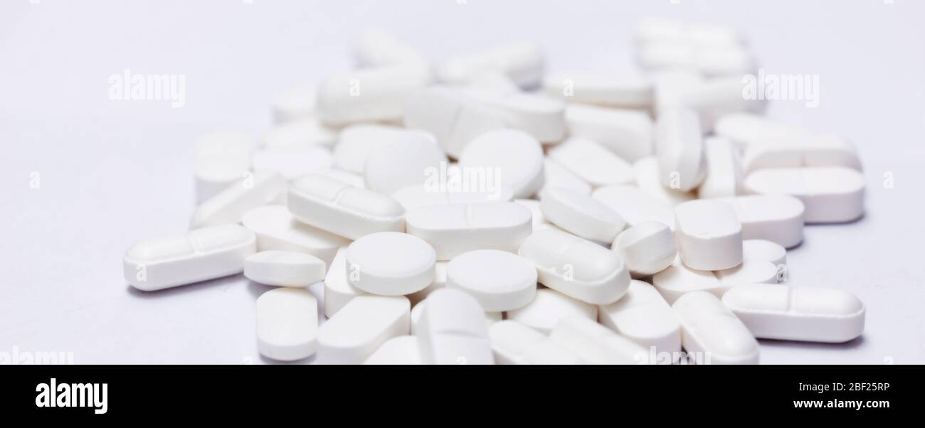 Closeup medicine pills hi-res stock photography and images - Alamy