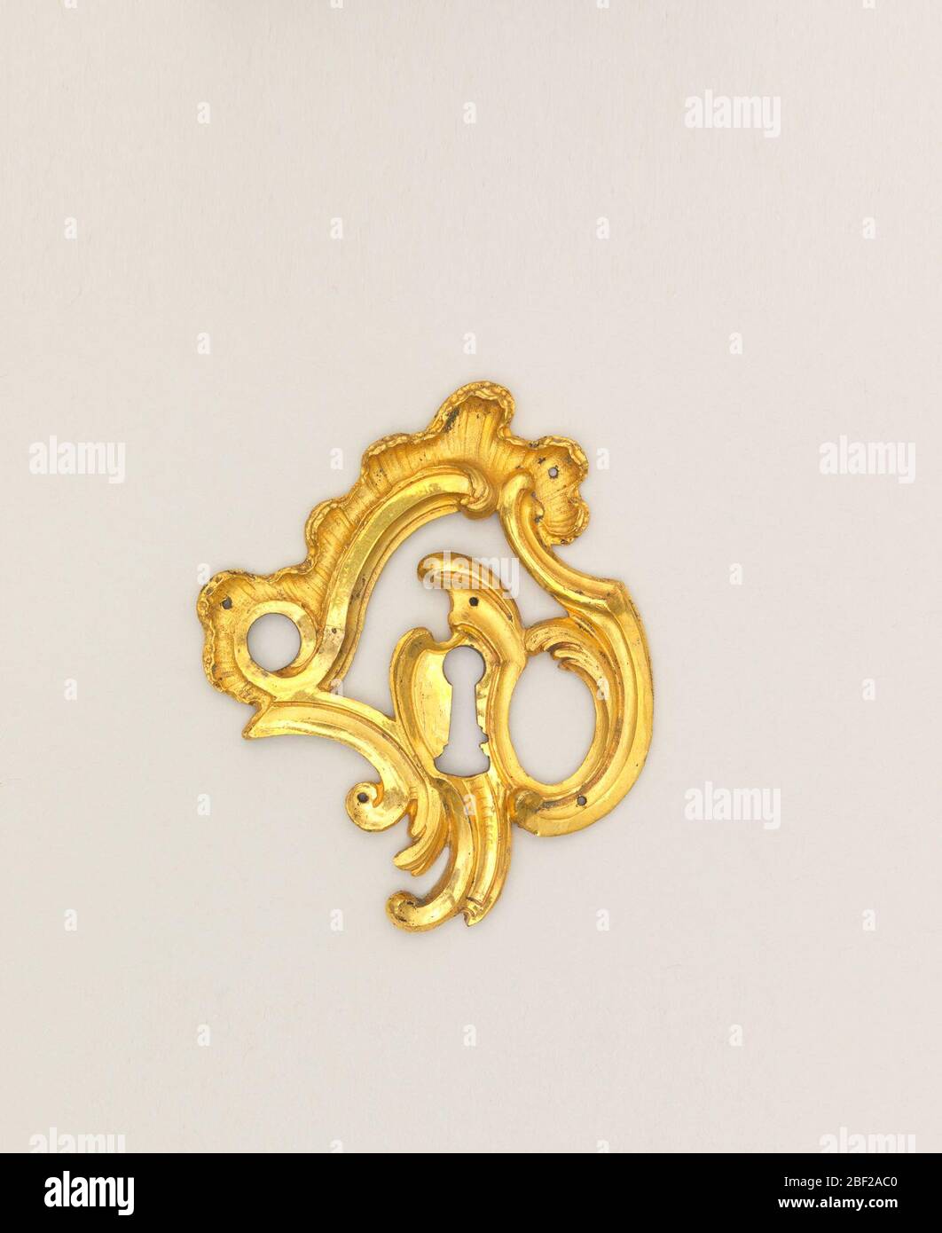 Rococo scroll hi-res stock photography and images - Alamy