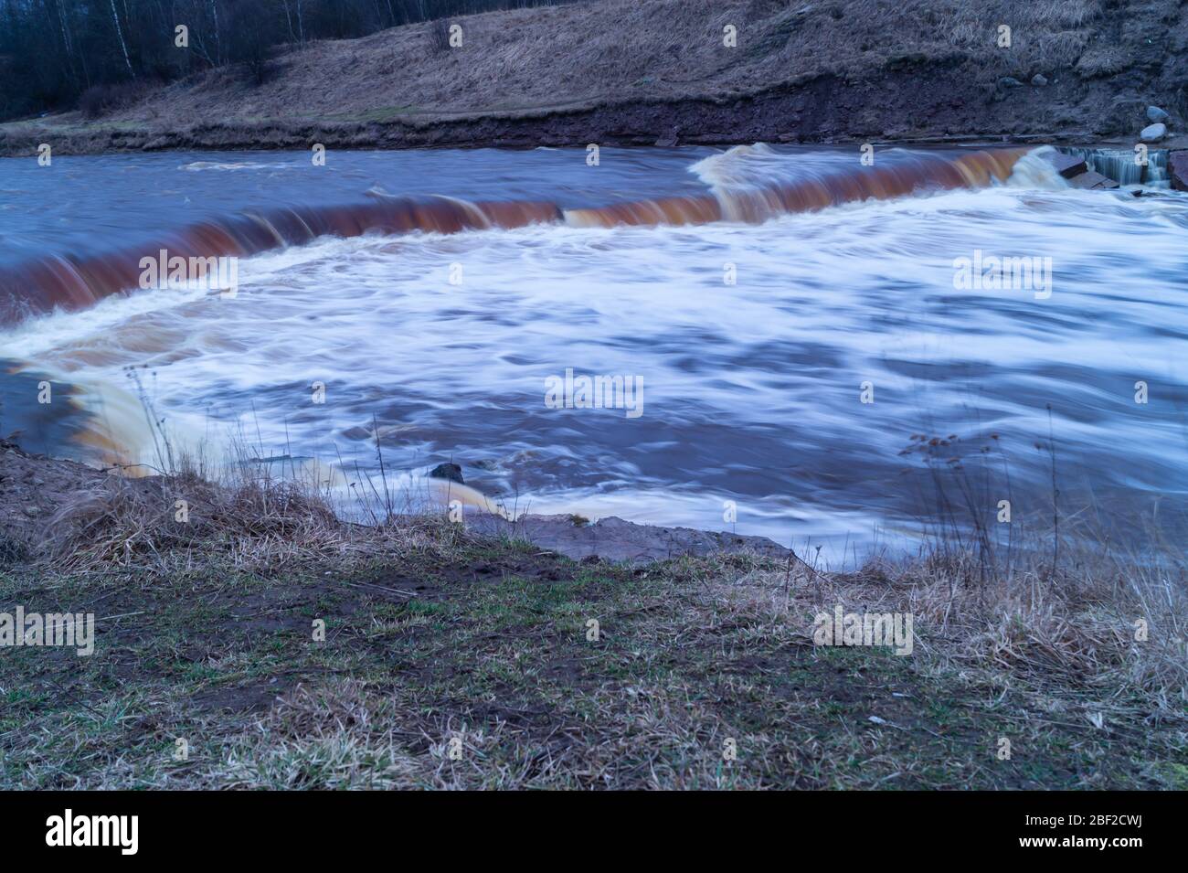 Water flow background hi-res stock photography and images - Alamy