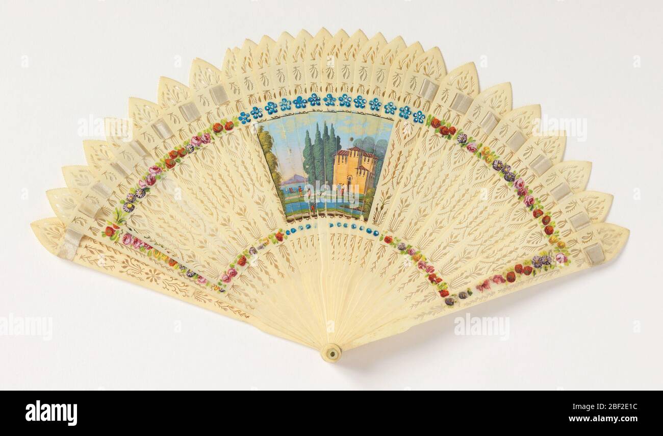 Reversible four way brise fan hi-res stock photography and images - Alamy