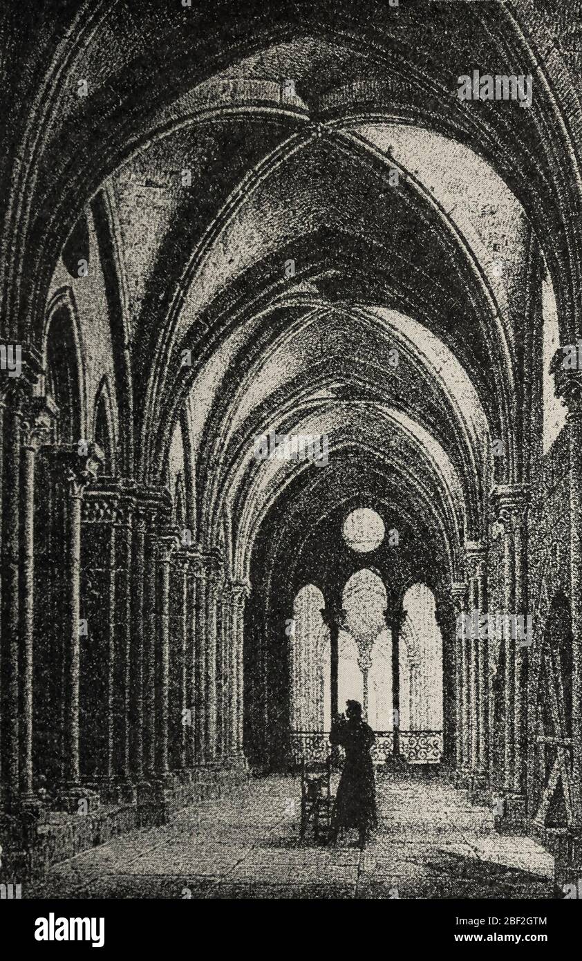 Triforium gallery hi-res stock photography and images - Alamy