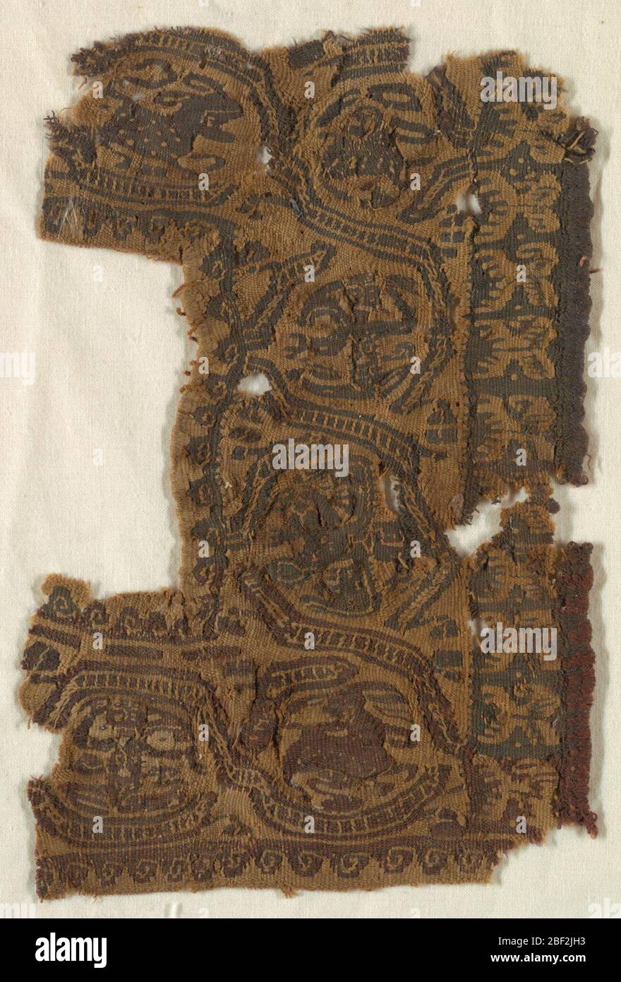 Tapestry border design hi-res stock photography and images - Alamy