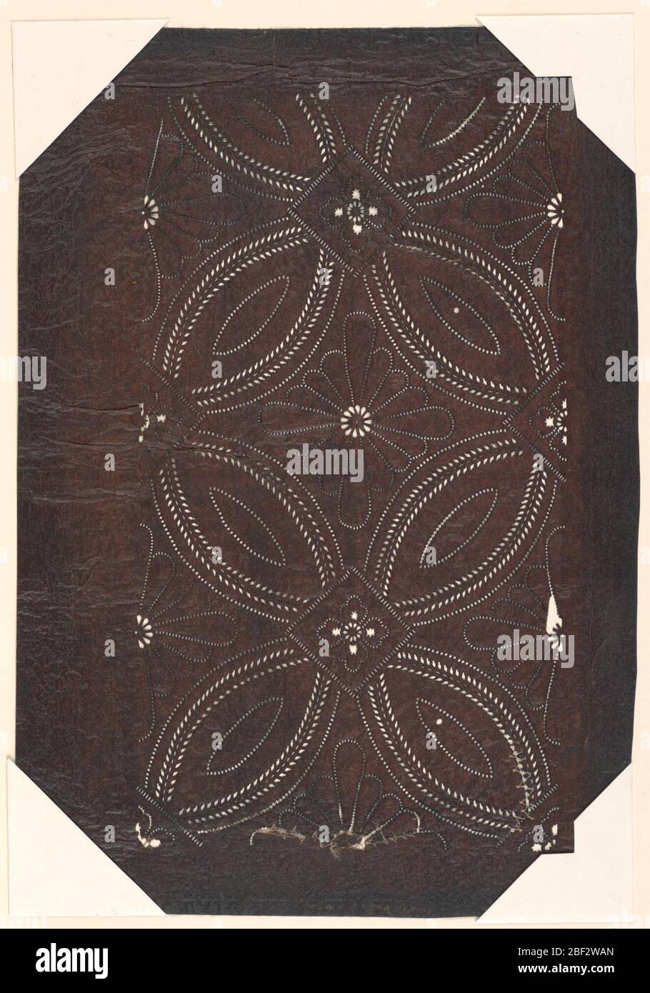 Interlaced Circles. Interlaced circles or "Seven-treasures" (shippo) is ...