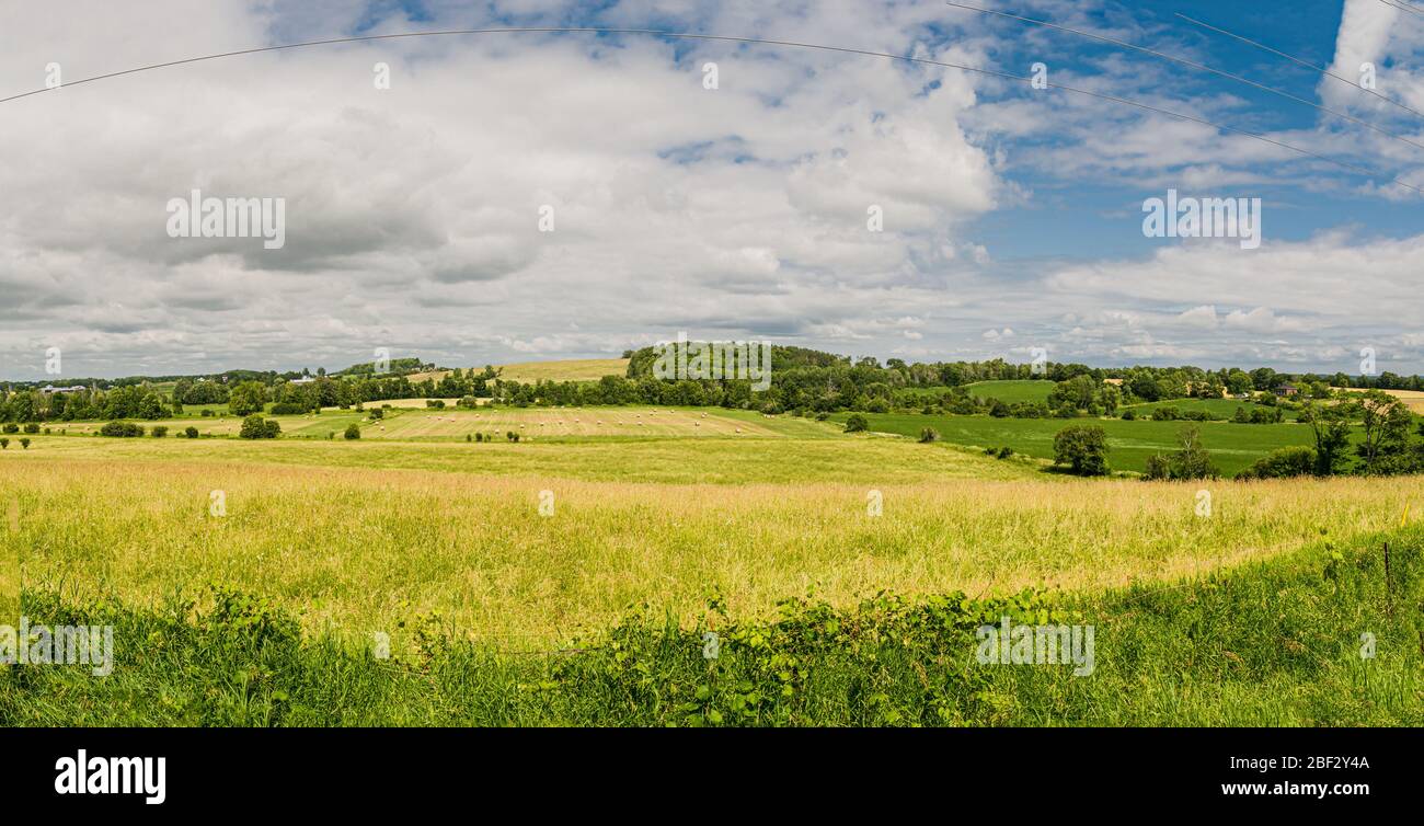 Panoramic farm landscape hi-res stock photography and images - Alamy