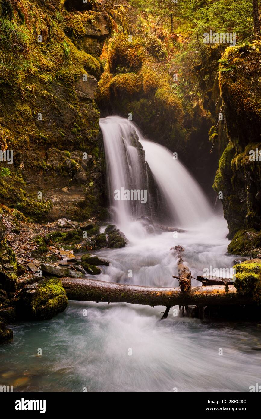 Alaska autumn landscape hi-res stock photography and images - Alamy