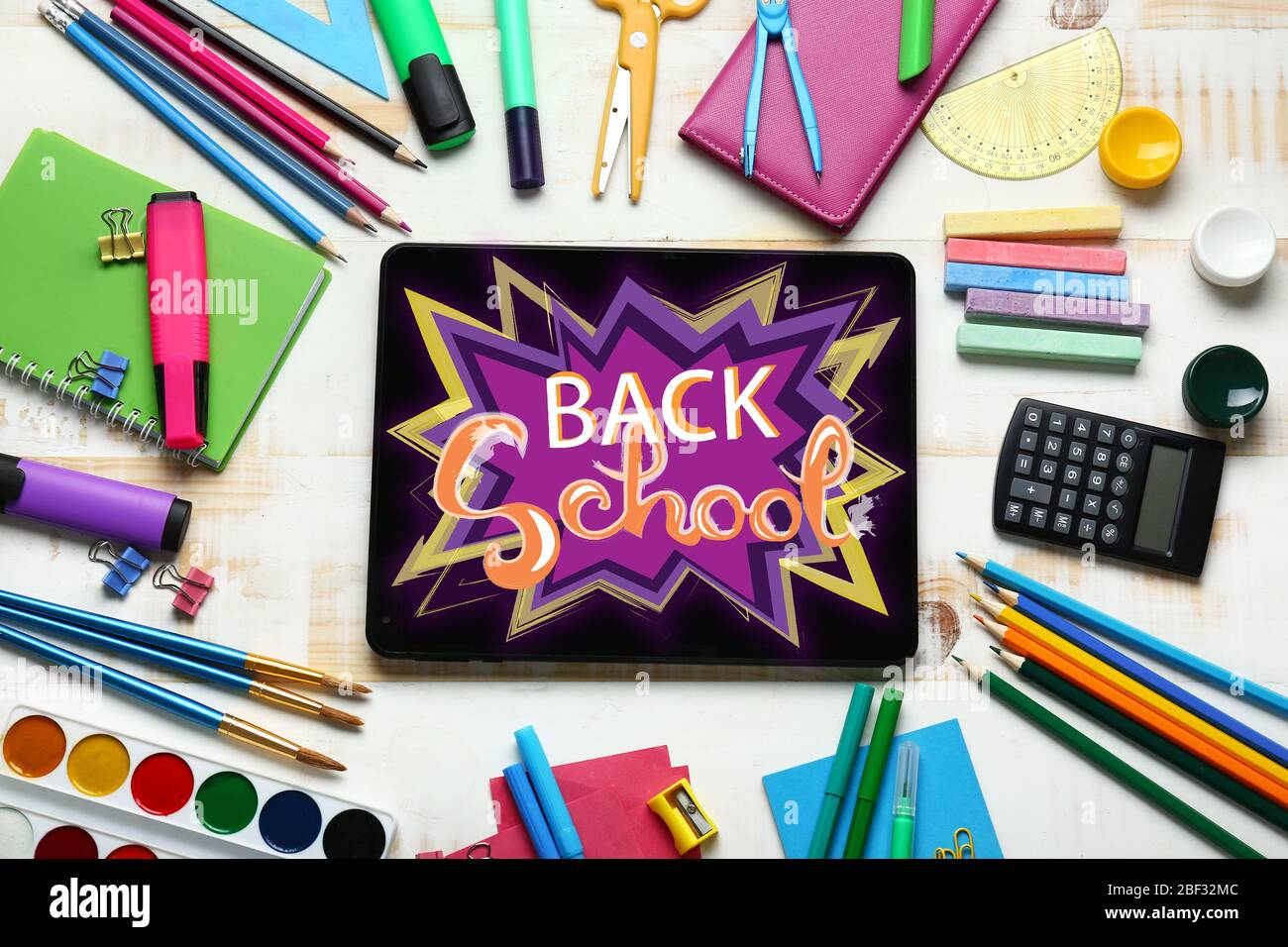 Child computer back view school hi-res stock photography and images - Alamy