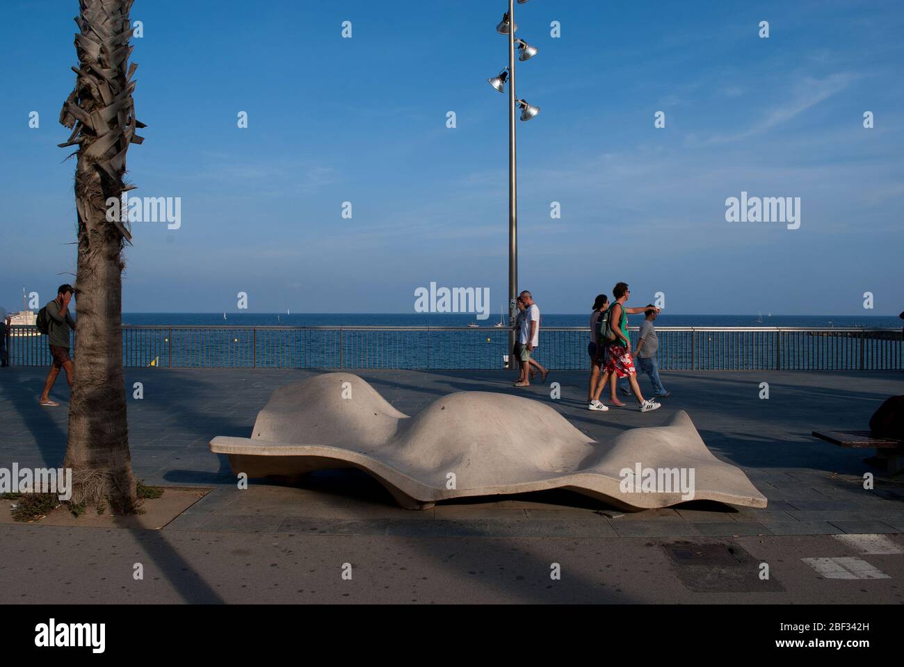 1990s Lungo Mare Lungomare bench by EMBT Architects Enric Miralles ...