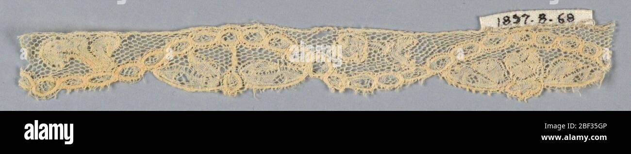 Narrow border design hi-res stock photography and images - Alamy