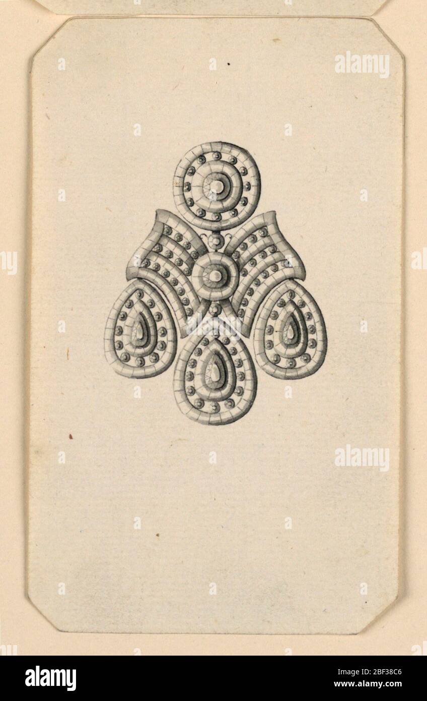 Center two butterfly wings hi-res stock photography and images - Alamy