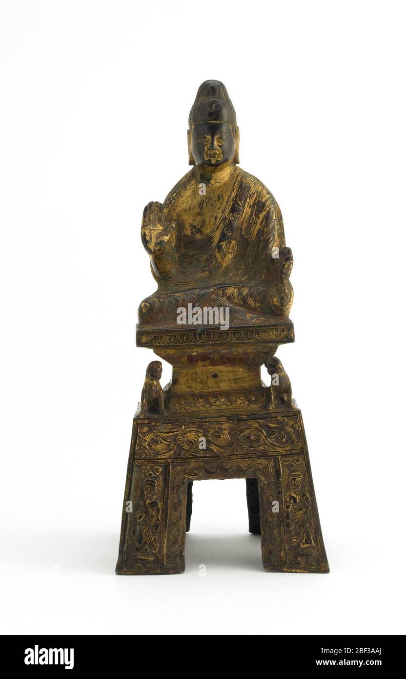 Seated throne Cut Out Stock Images & Pictures - Alamy