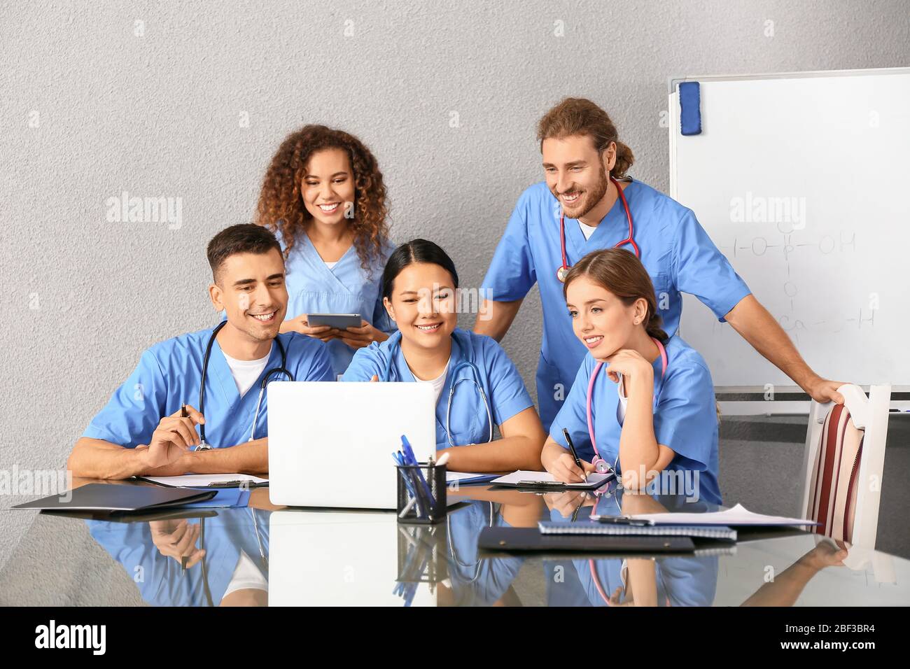 Group of students at medical university Stock Photo - Alamy