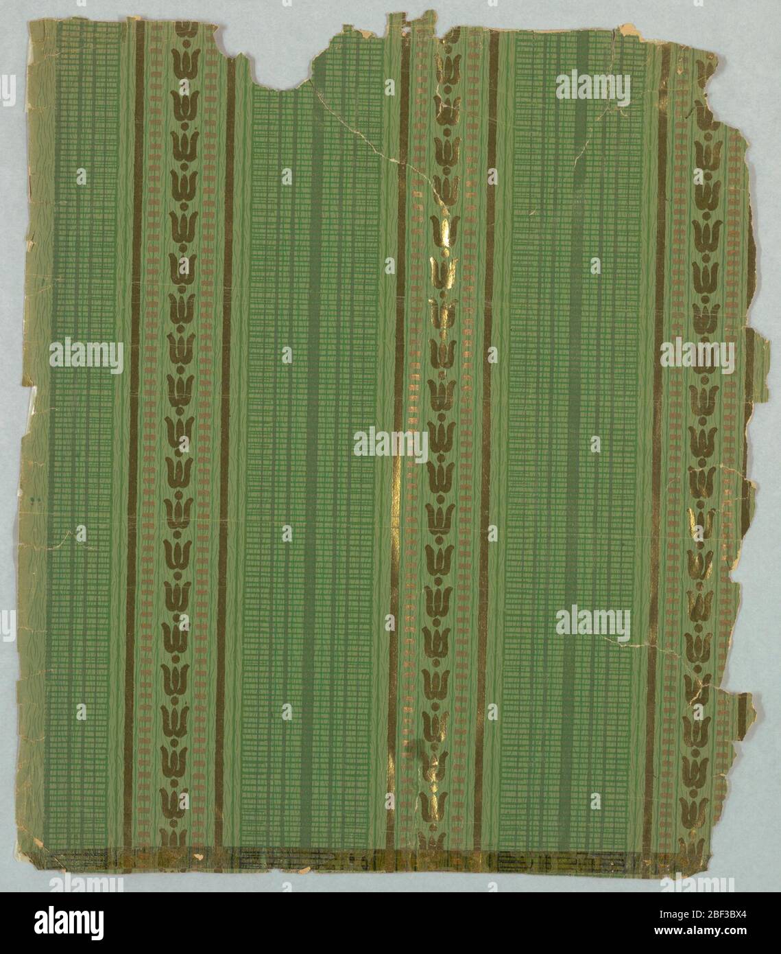 Reflective gold bellflower motif hi-res stock photography and images ...