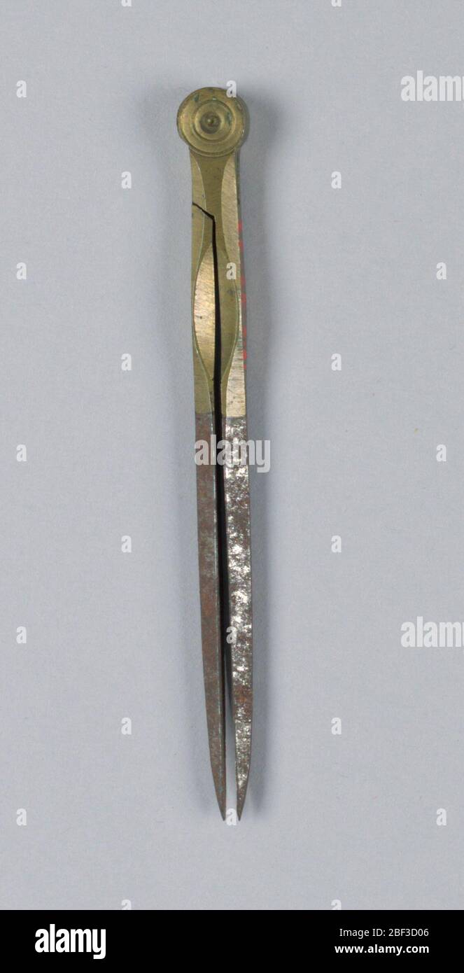Hinged metal tool hi-res stock photography and images - Alamy