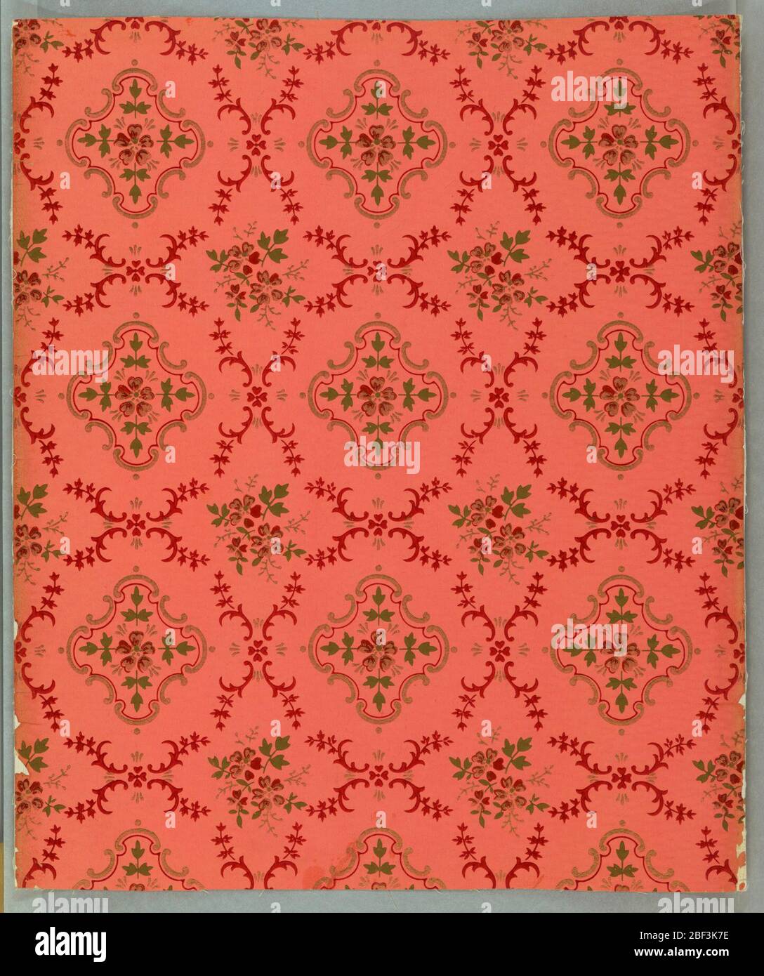 Medium sized circular medallions hi-res stock photography and images ...