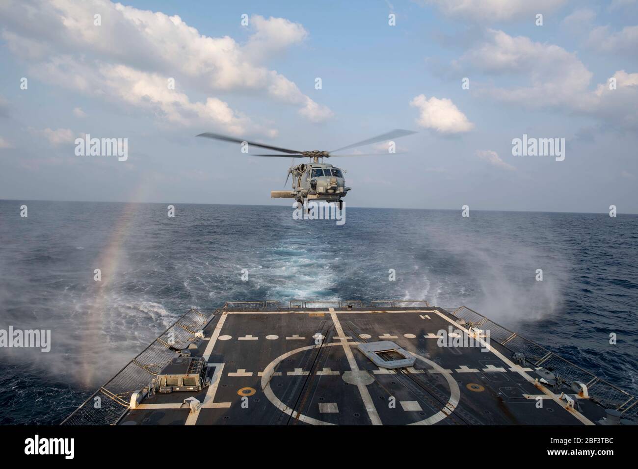 PACIFIC OCEAN (April 10, 2020) A U.S. Navy MH-60R Sea Hawk, assigned to ...