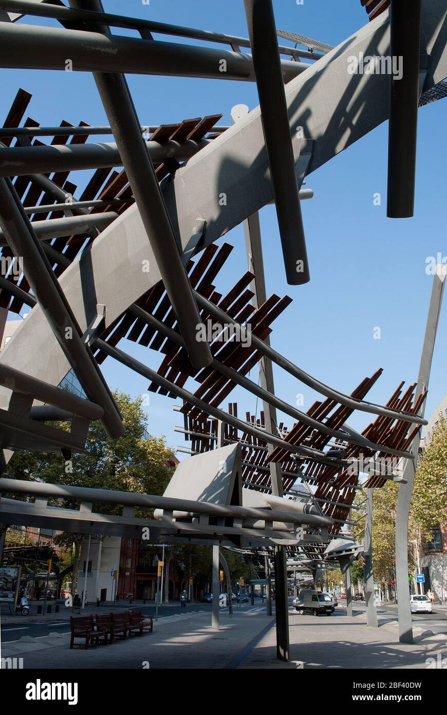 1990s Deconstructivist Deconstructivism Architecture Steel Structure ...