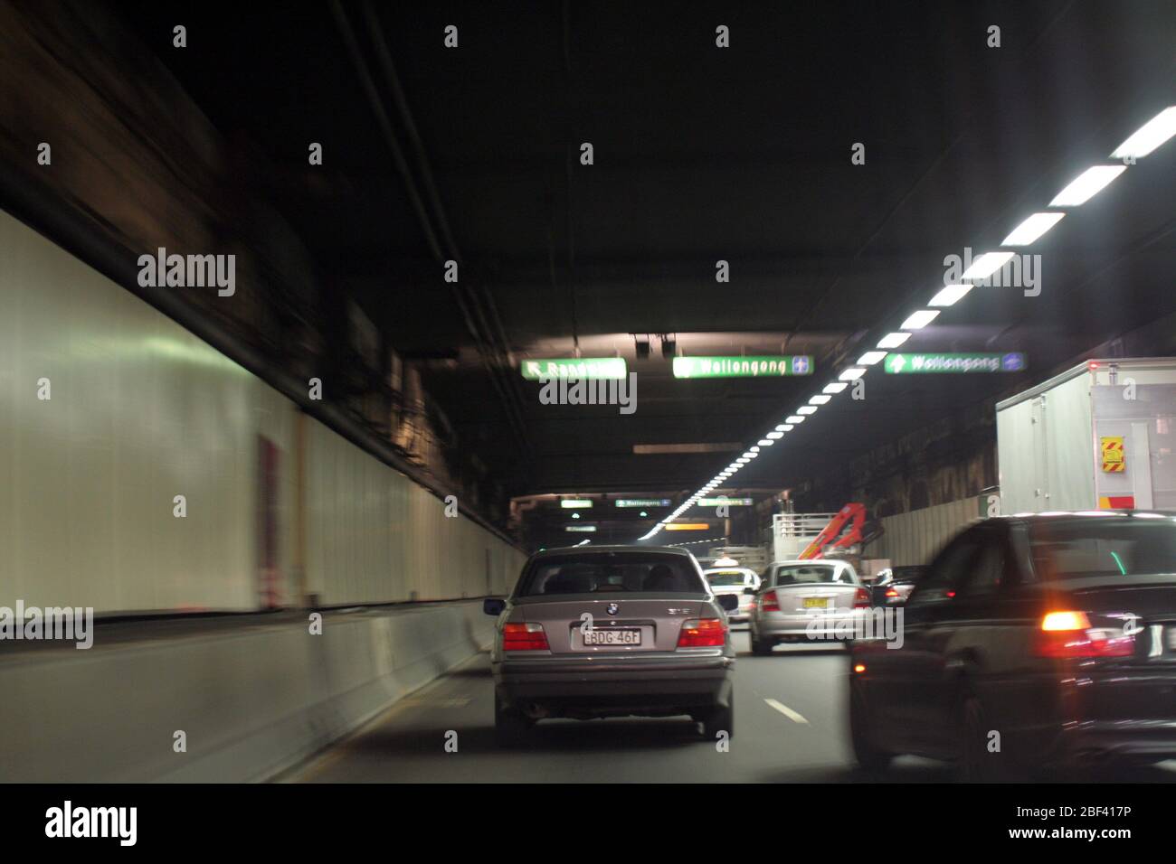 TRAFFIC TRAVELLING THROUGH THE CROSS CITY TUNNEL, SYDNEY, NEW SOUTH ...