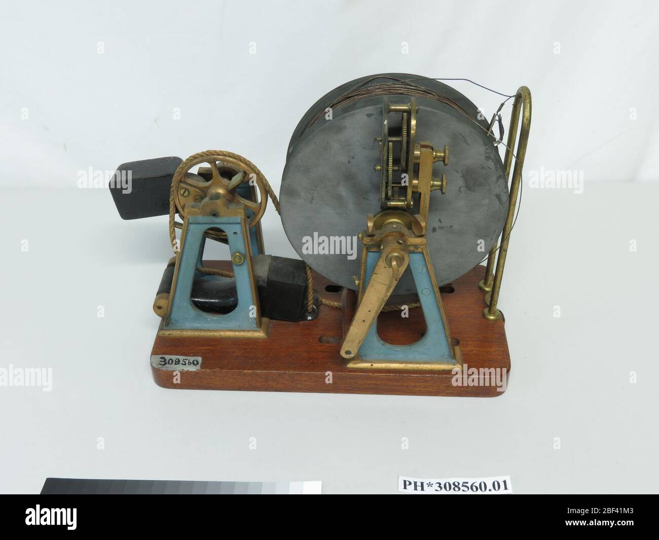 Sounder hi-res stock photography and images - Alamy