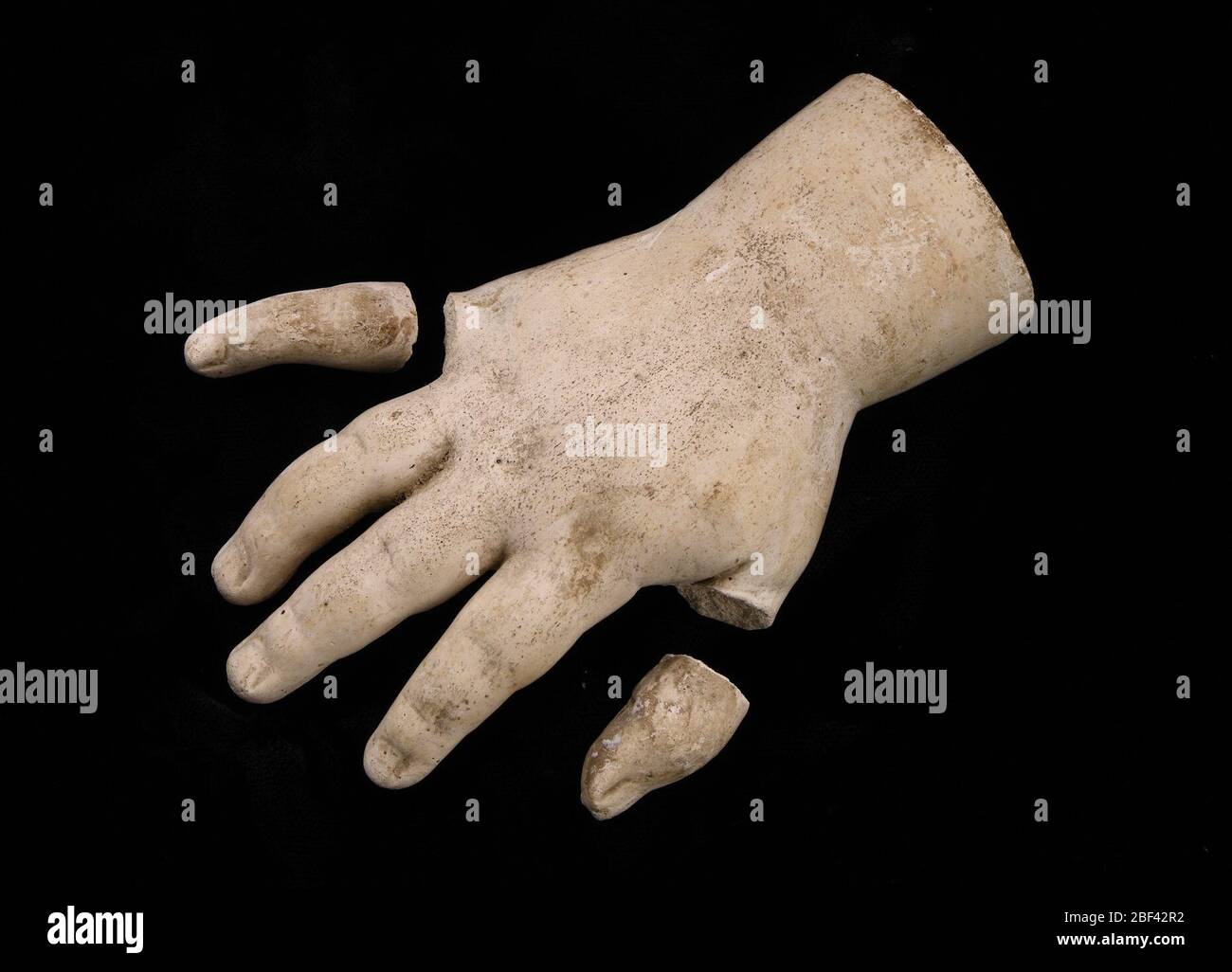 Hand cast hi-res stock photography and images - Alamy