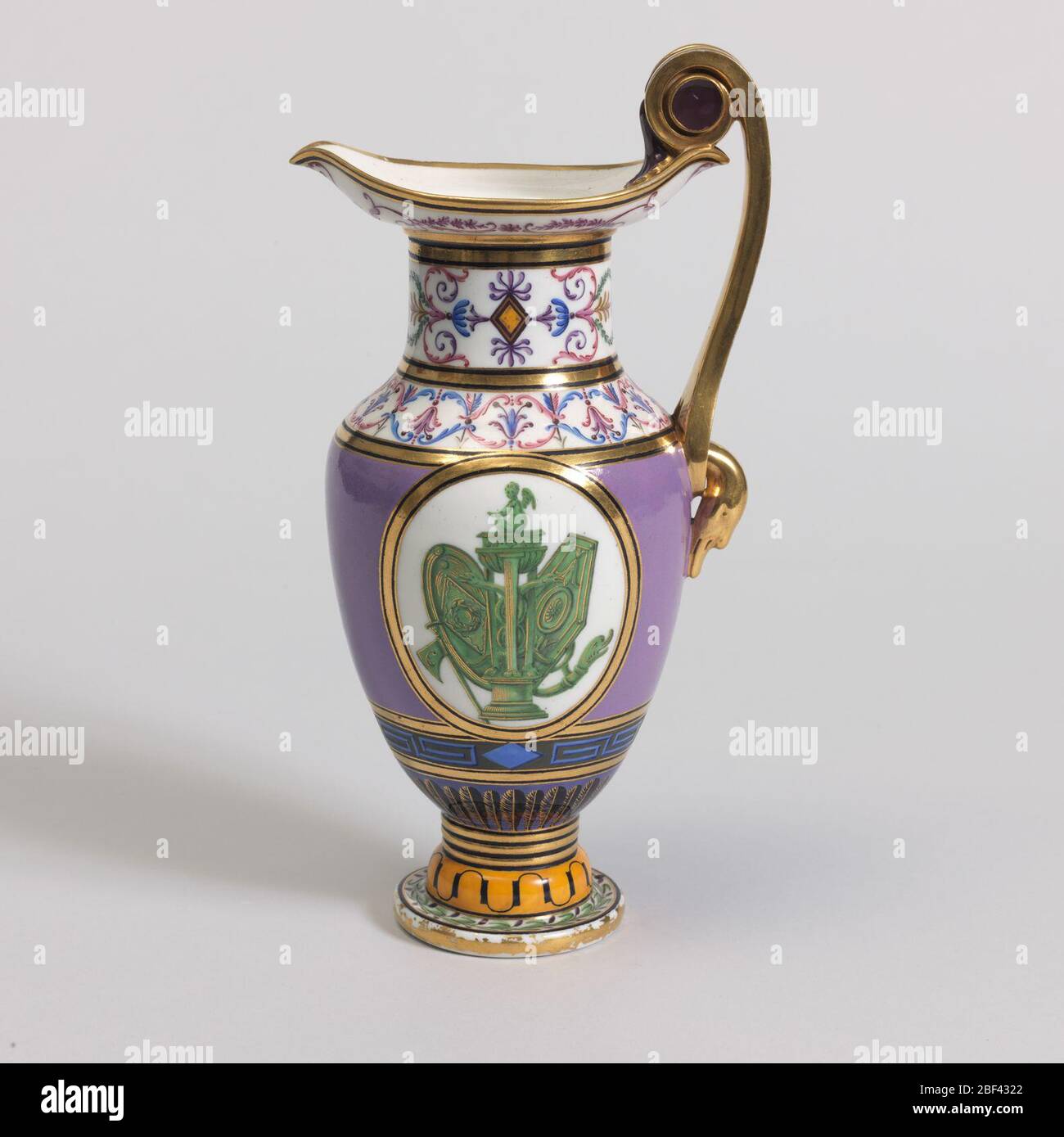 Ewer hi-res stock photography and images - Alamy