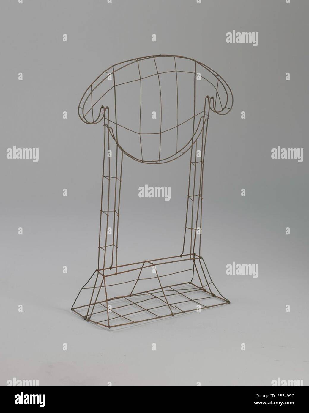 Wire frame headstone. Symbols of mortality were collectively referred ...