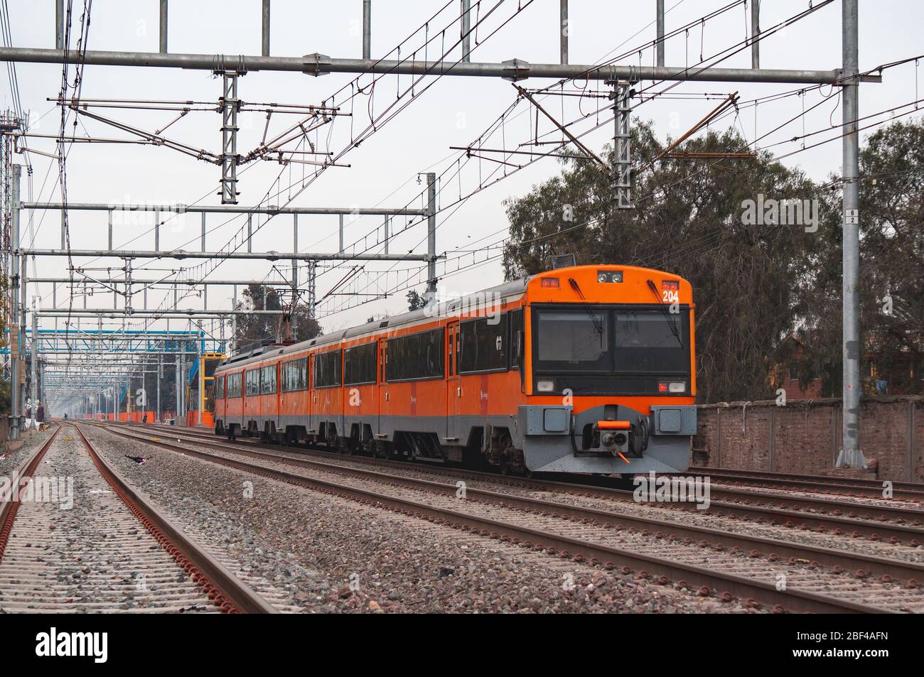 SANTIAGO, CHILE - JULY 2016: A long distance train in Santiago Stock ...