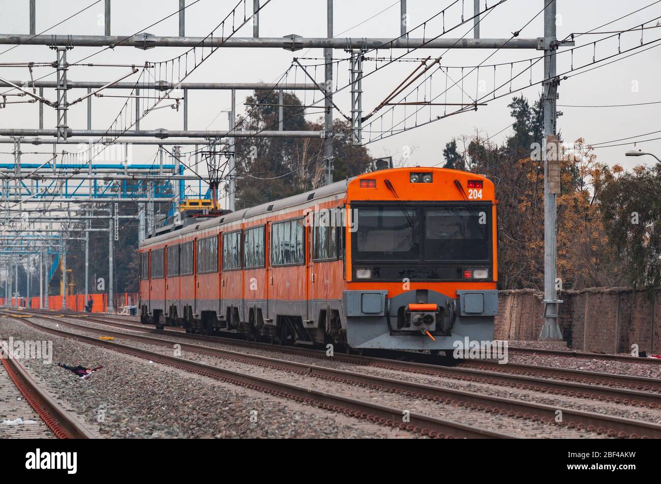 SANTIAGO, CHILE - JULY 2016: A long distance train in Santiago Stock ...