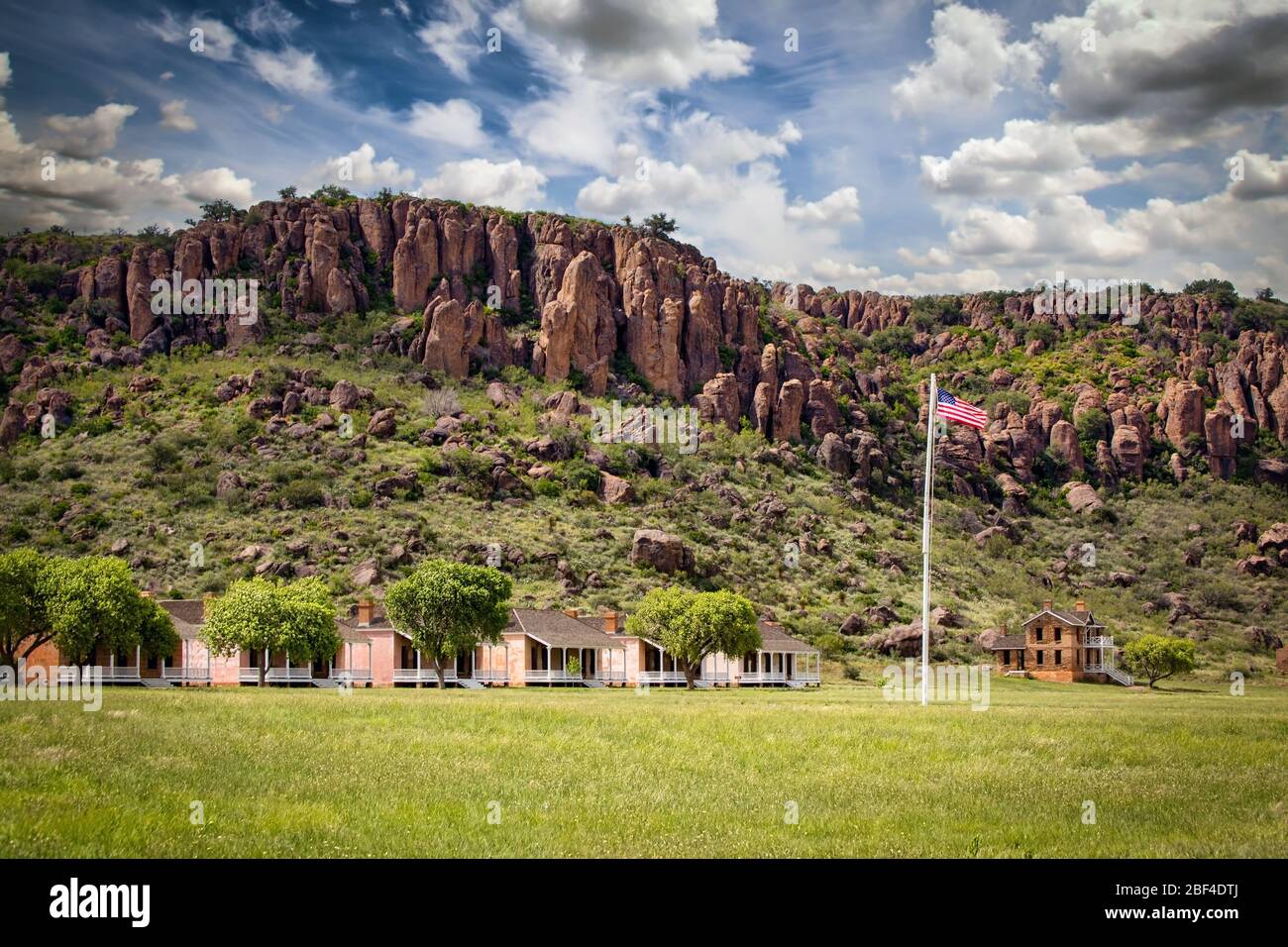 Indian army barracks hi-res stock photography and images - Alamy