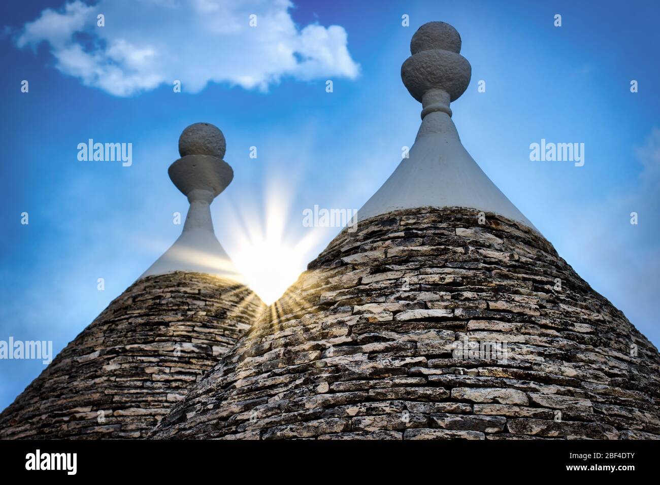 Trulli house hi-res stock photography and images - Alamy