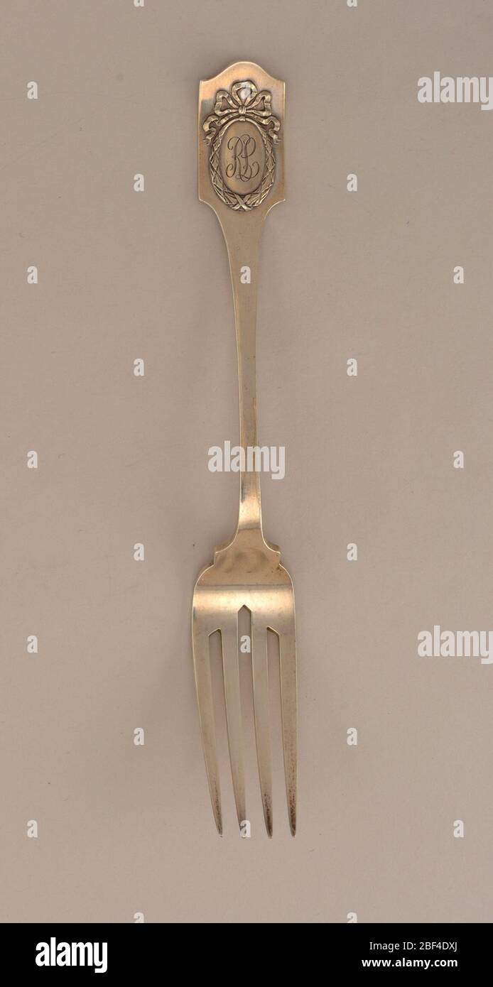 Louis XVI tableware. Integral construction. Four tapering tines cut at ...