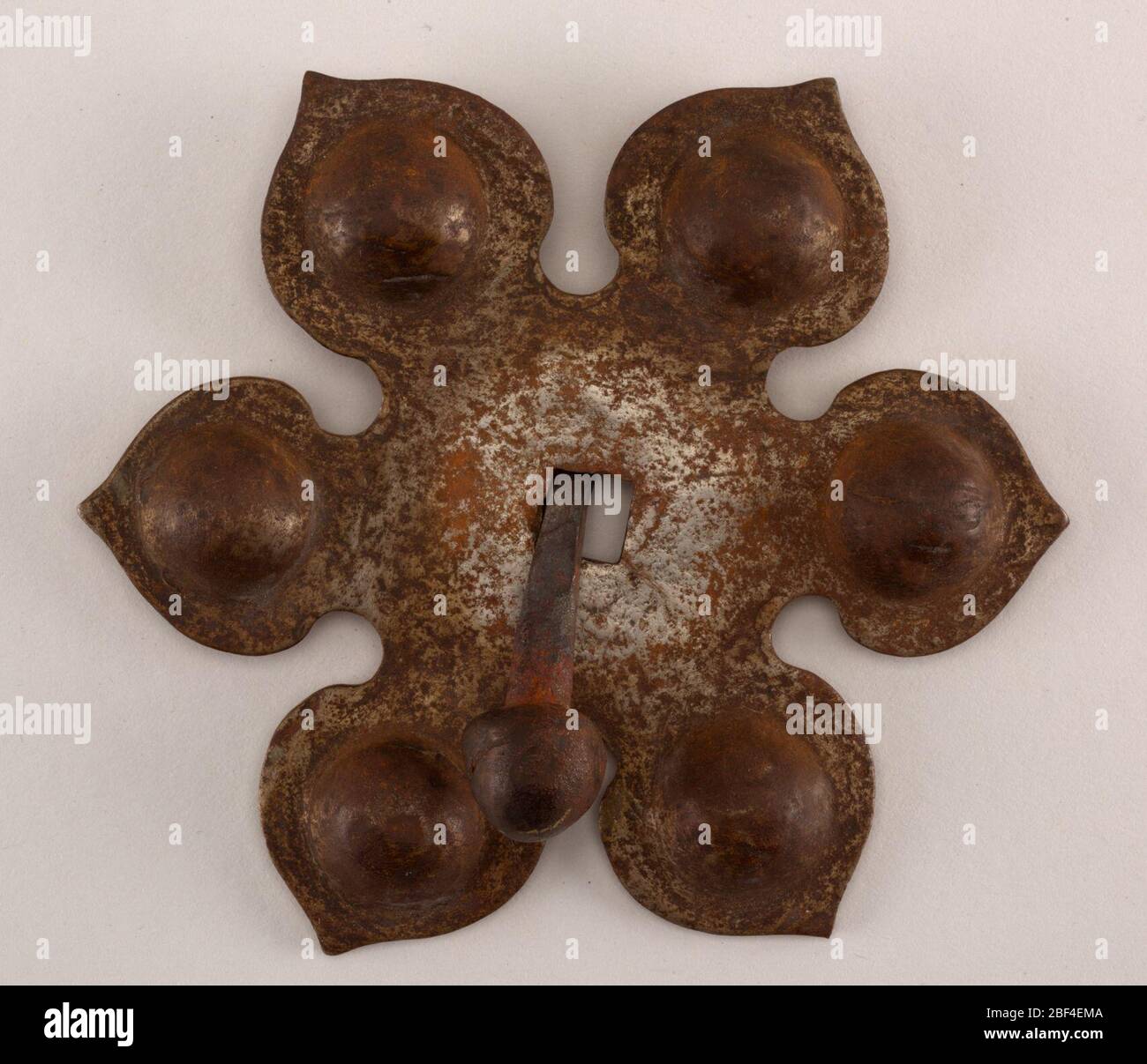 Doorplate fastener knobbed post. Six-petal floriform mount, each spade ...