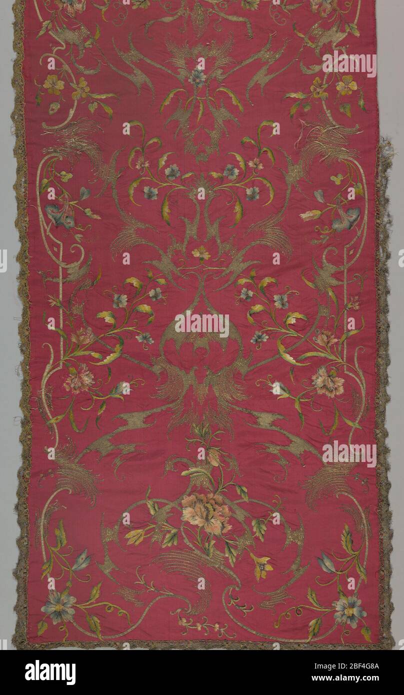 Altar frontal. Altar frontal of red silk grosgrain embroidered in ...