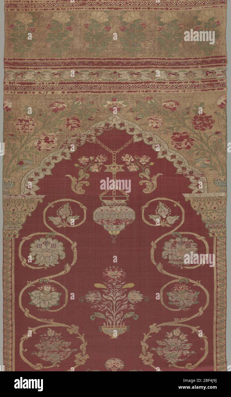 Flowers inside scrolling vines fill hi-res stock photography and images ...