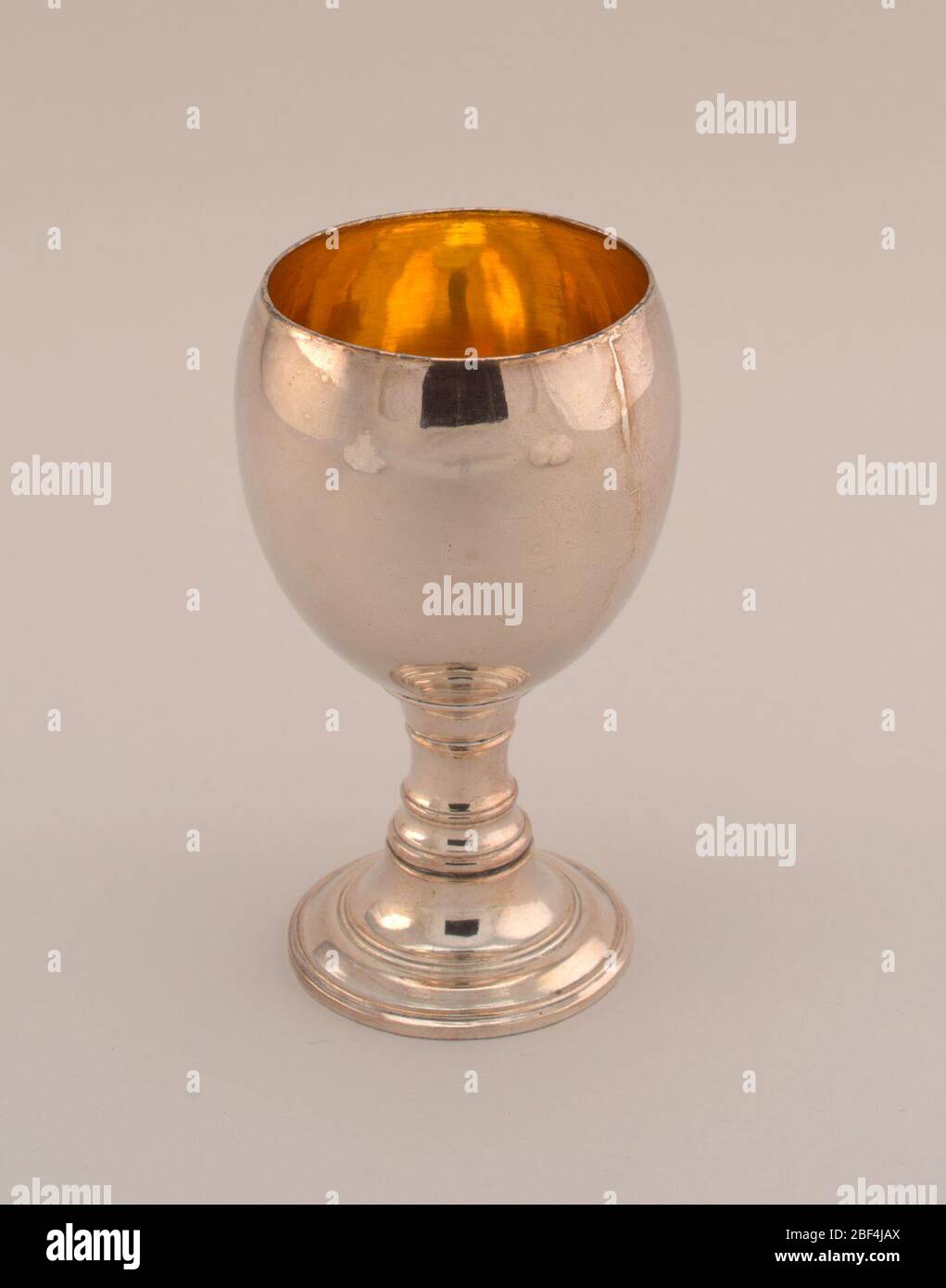 Goblet drinking hi-res stock photography and images - Alamy