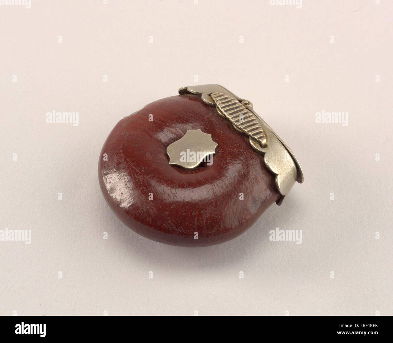 Collar pod hi-res stock photography and images - Alamy