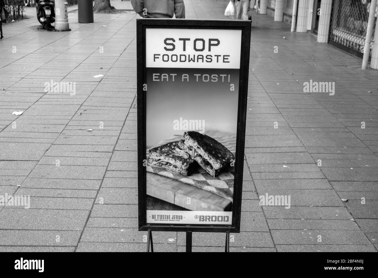 Food dont waste it sign hi-res stock photography and images - Alamy
