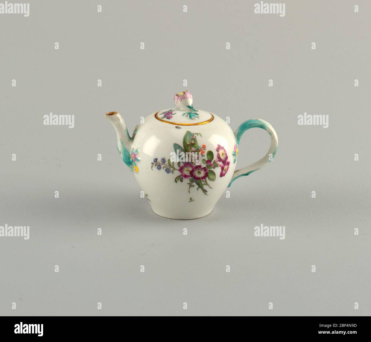 Globous hi-res stock photography and images - Alamy