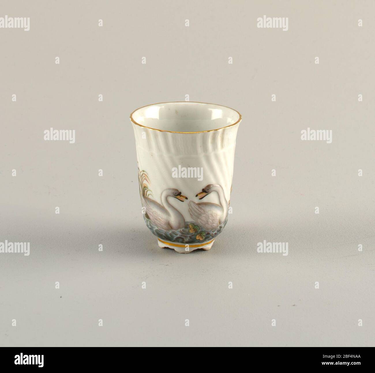 Swan service hi-res stock photography and images - Alamy