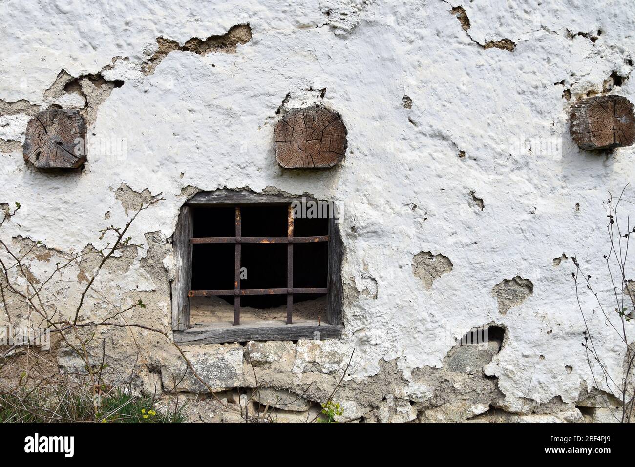 Ancient windows made of metal and wood Stock Photo - Alamy