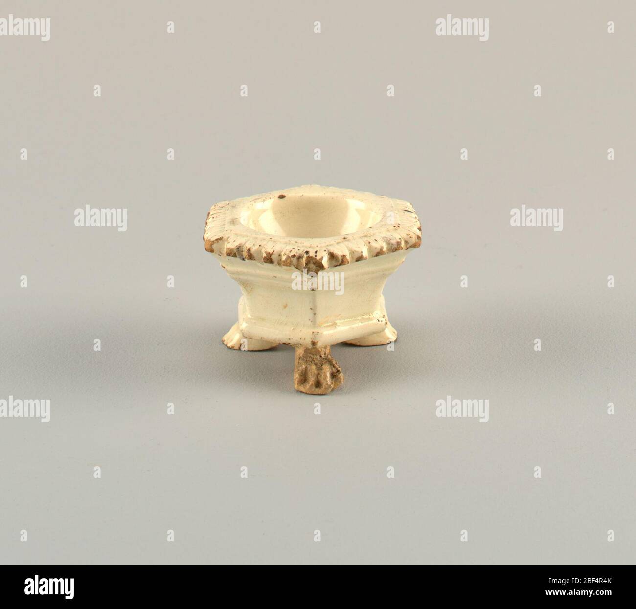 Hemispherical basin hi-res stock photography and images - Alamy